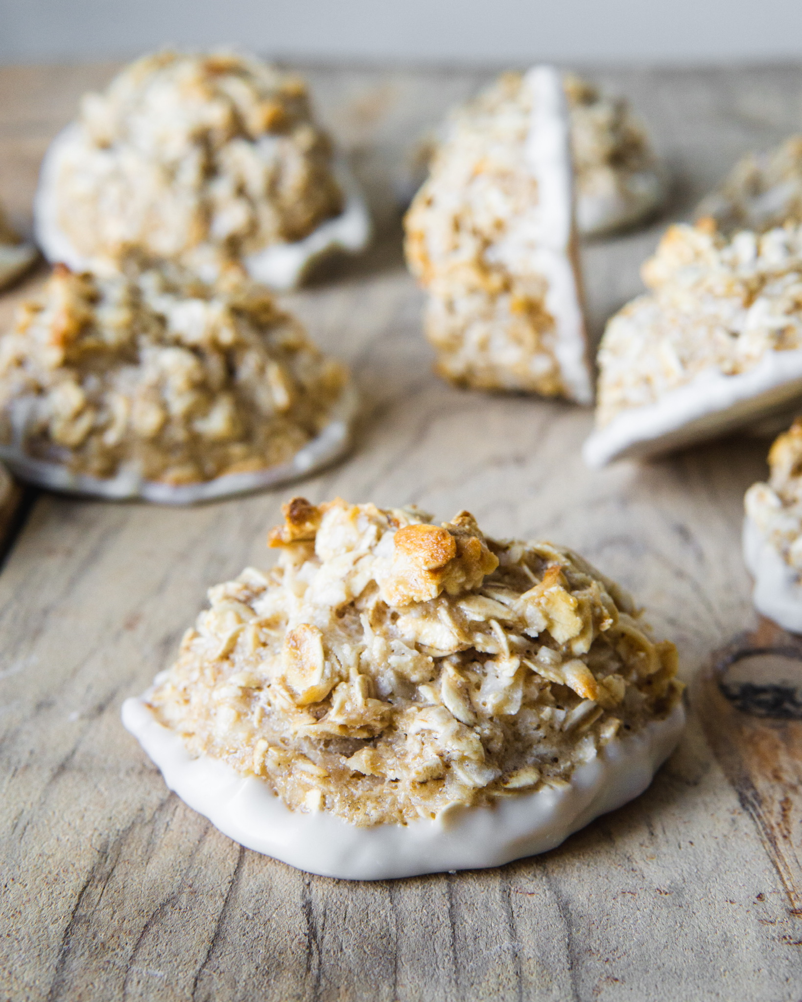 Vanilla Latte Macaroons - The Mindful Meringue