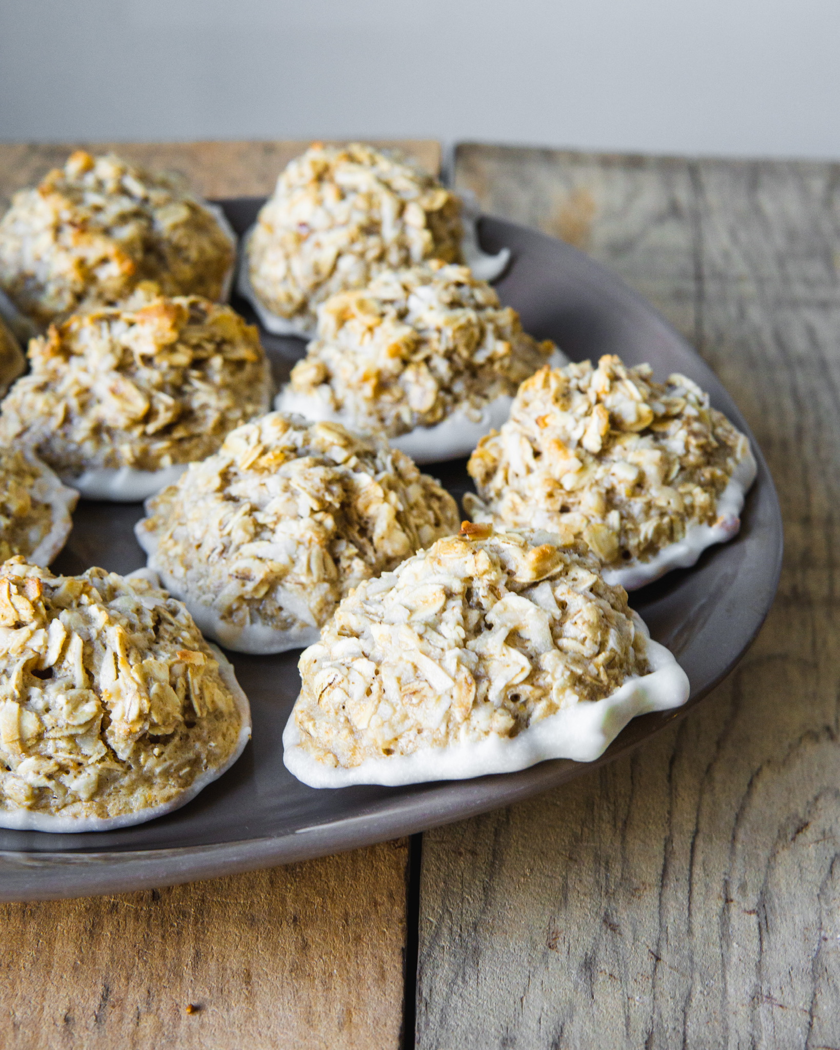 Vanilla Latte Macaroons - The Mindful Meringue